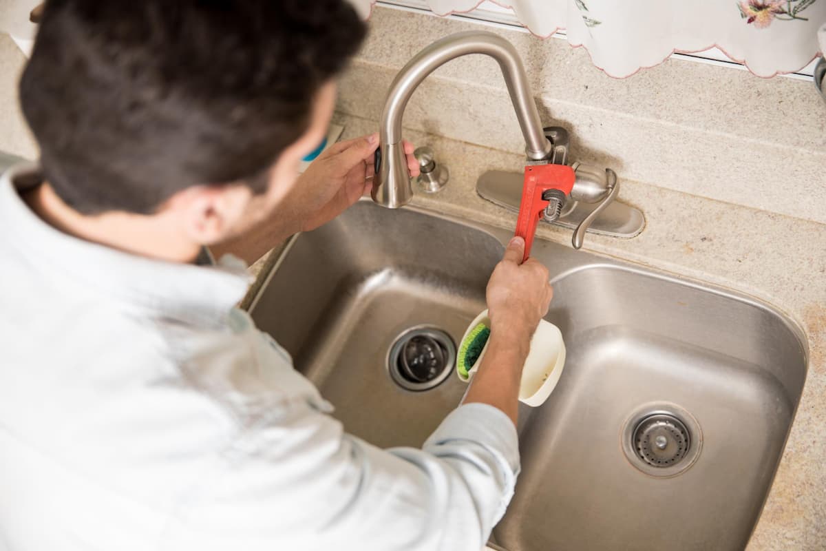 5 Simple Steps to Prevent a Blocked Sink in Your Home - UK Construction ...